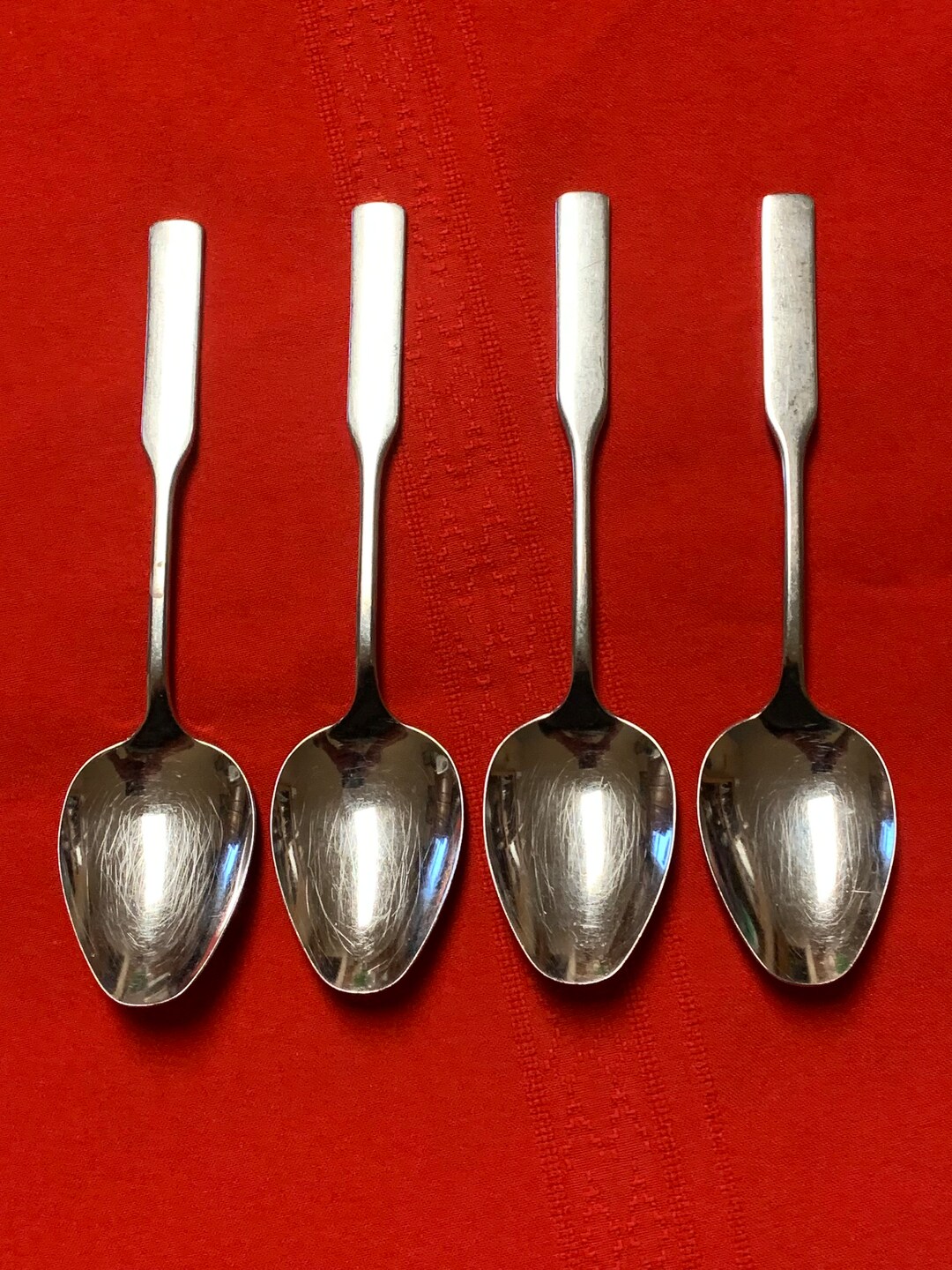 Set of 4 Oneida Modern Antique Deluxe Stainless Steel Oval Soup Spoons ...