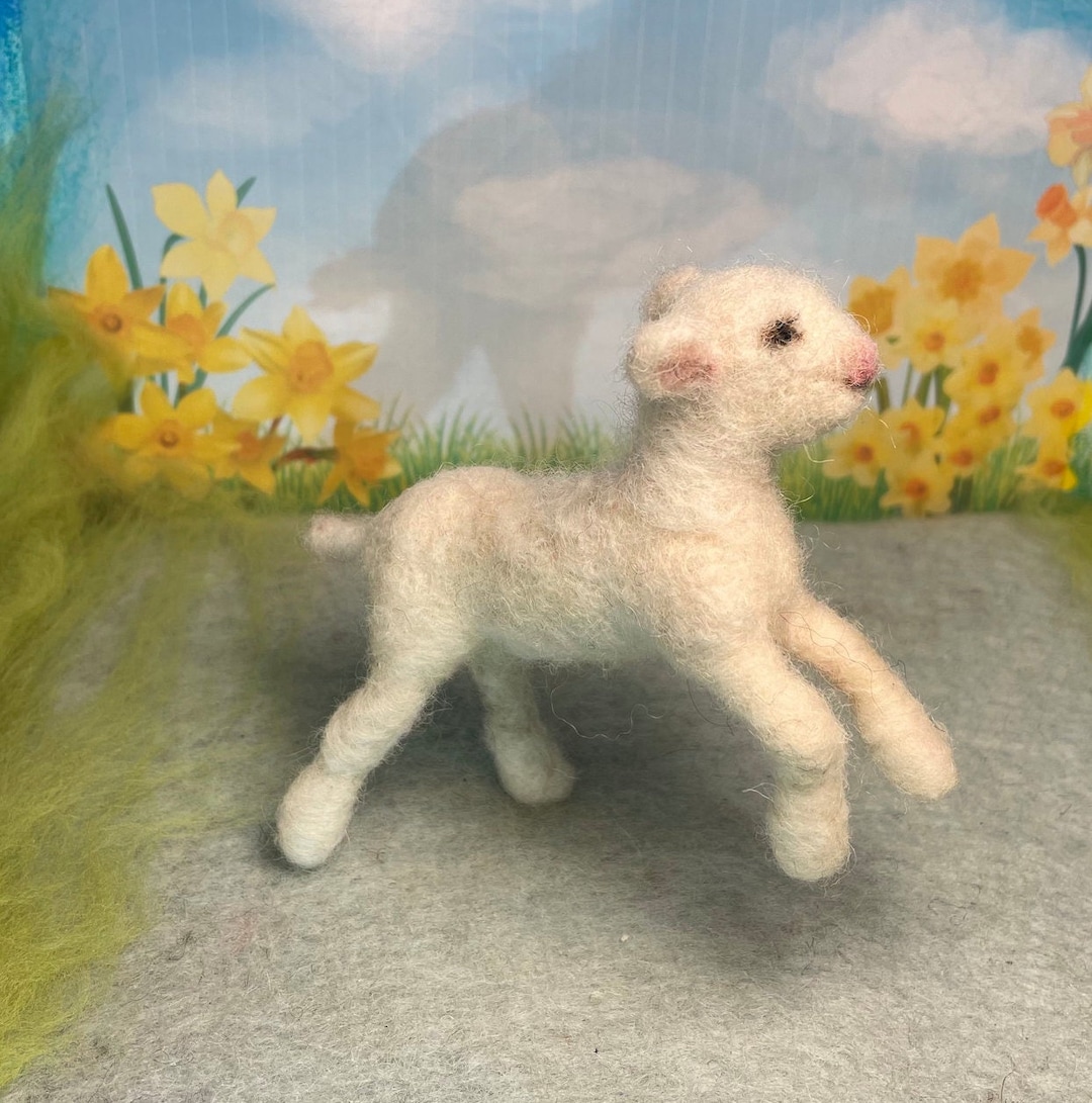 Adorable Needle Felted Spring Lamb - Etsy