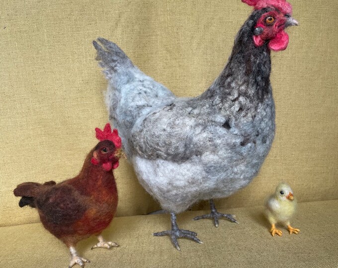 Tiny Needle Felted Chicken Miniature Gift - Etsy