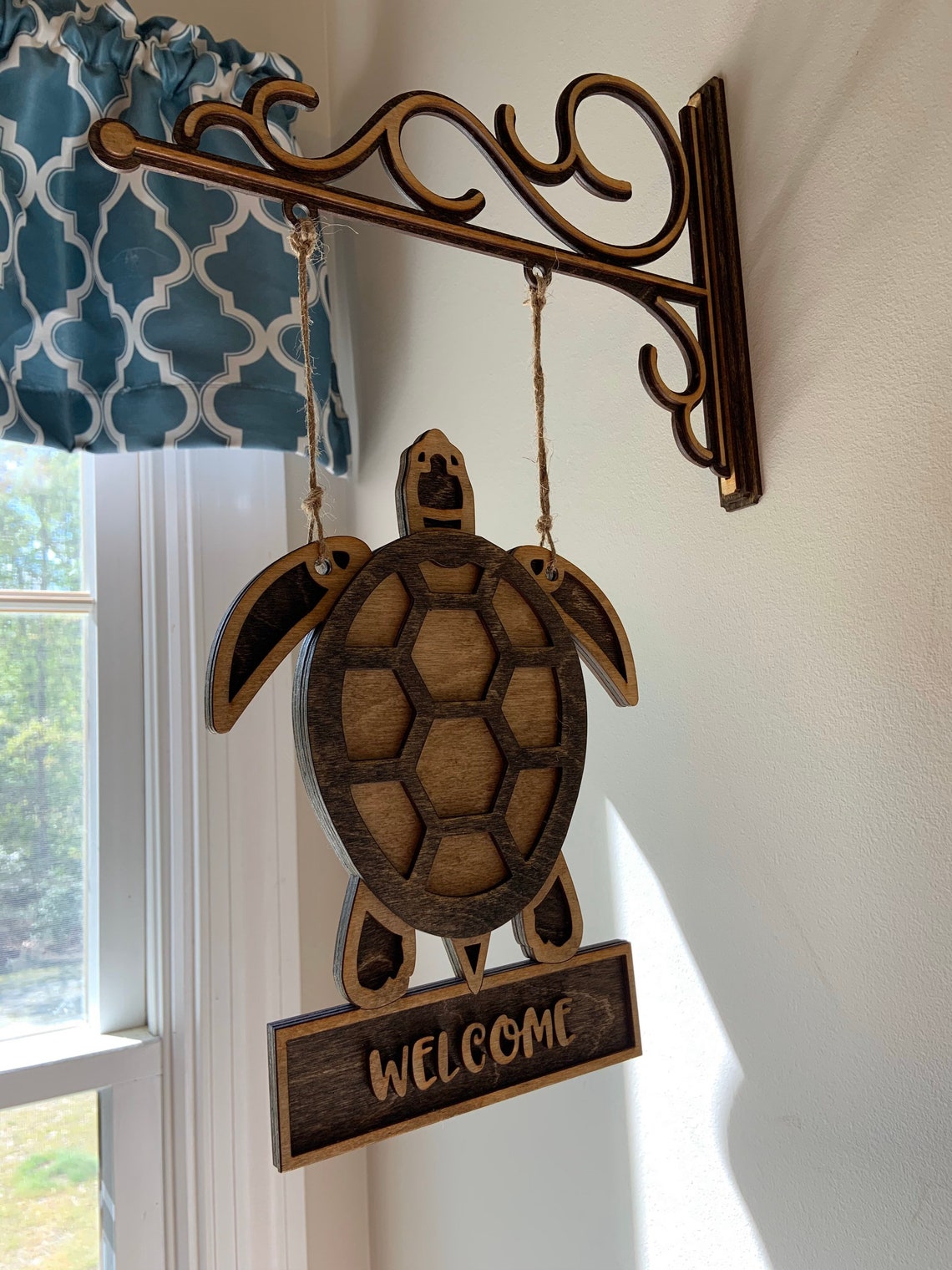 Custom Wood Hanging Sign Turtle / Welcome | Etsy