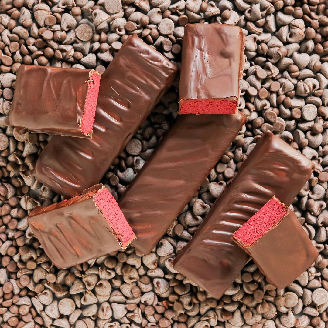 Healthy Red Velvet DIY Protein Bars Recipe - Low Sugar, Gluten Free ...