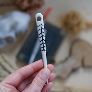 Bone Knitting Needle for Nalbinding or Weaving - Etsy