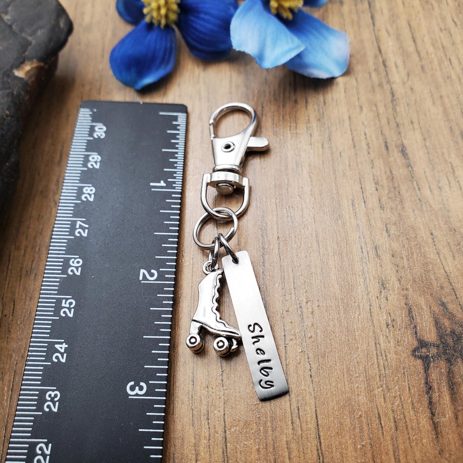 Personalized Roller Skate Keychain, Roller Derby Name Bag Charm Gift - Etsy