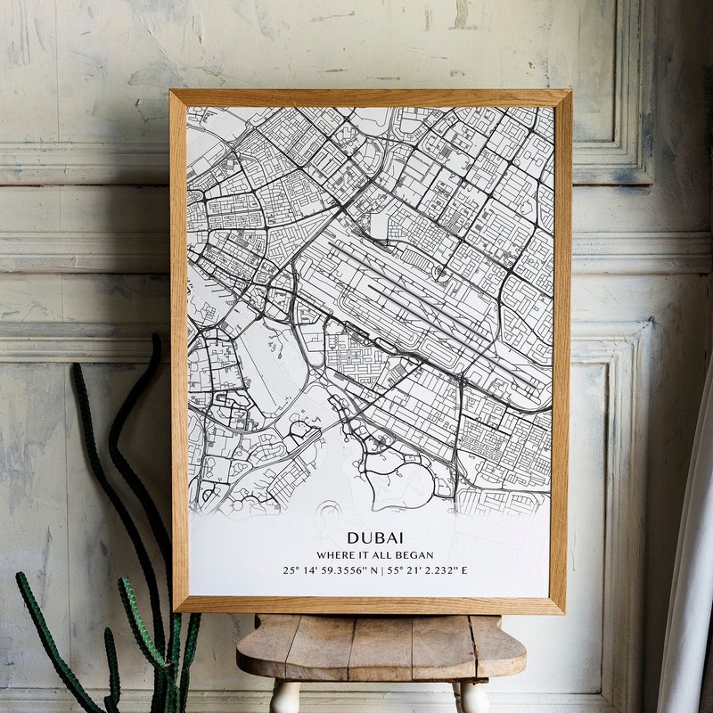 Custom Map Gifts - 60+ Gift Ideas for 2025