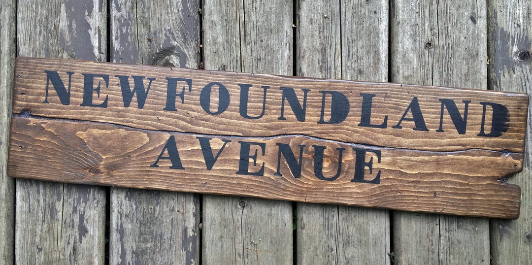 Distressed Wooden Sign ' Newfoundland Avenue ' WWI Centenary Art- U.S ...