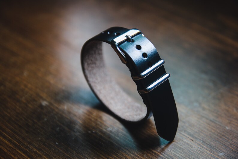 Horween Black Chromexcel Watch Strap in 20 Mm - Etsy