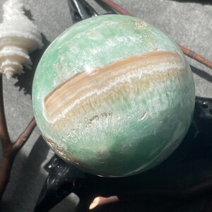 Caribbean Calcite Sphere - Green Crystals - Crystal Healing - Rocks and ...