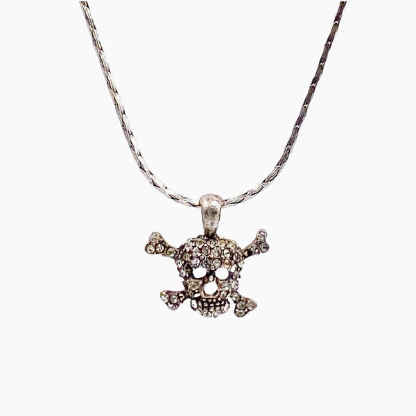 Skull and Crossbones Necklace - Etsy