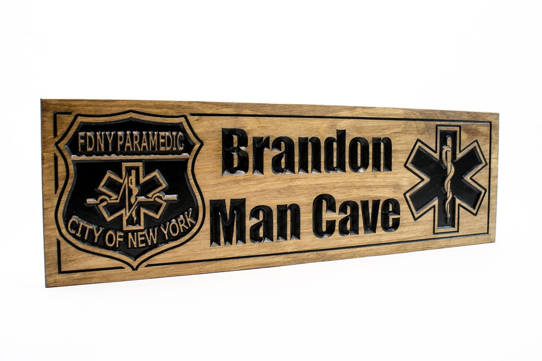 Paramedic Wooden Plaque, EMT Retirement Gift, Custom Wooden Sign (CWD ...