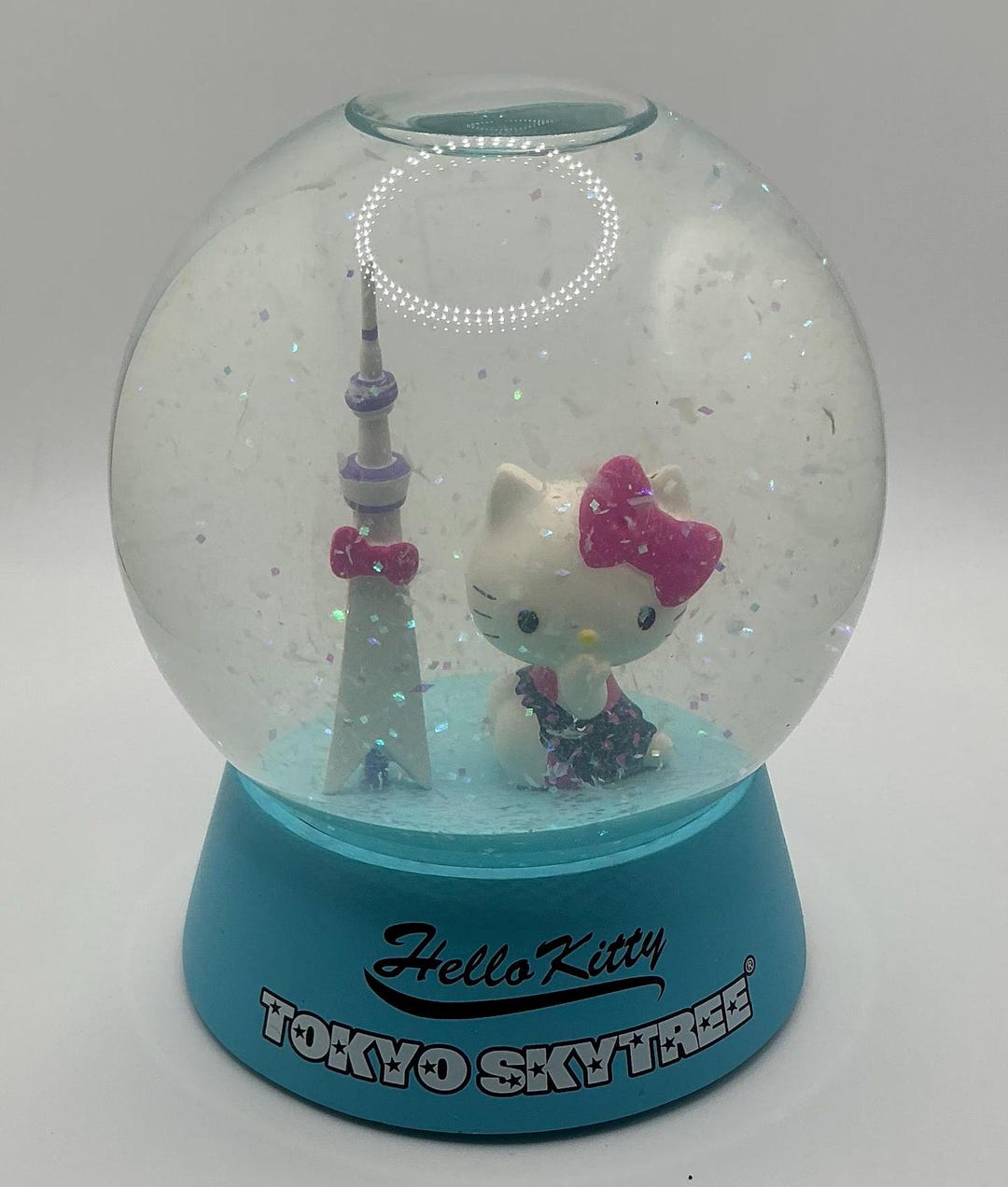 A Rare Vintage Sanrio Hello Kitty Snow Globe Tokyo Skytree From Japan ...