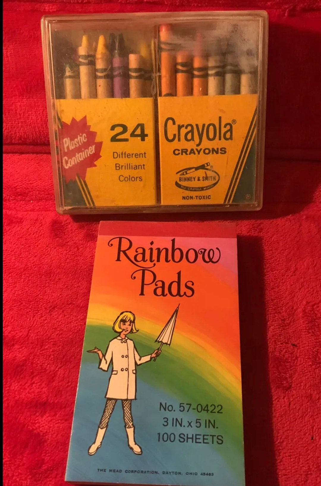 Vintage Extremely Rare Lot of Crayola Crayons and A Mini Mead Rainbow ...