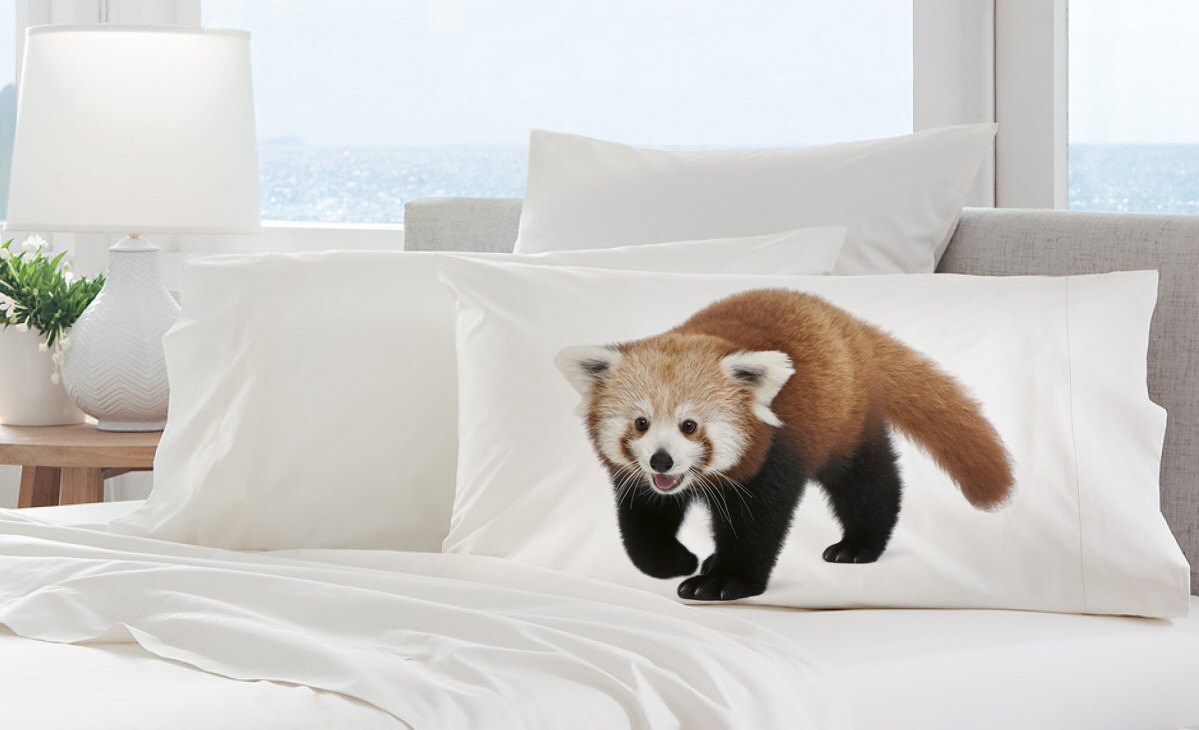 Printed Pillow Case Standard/queen Size - Eco Friendly Bedding - Red ...