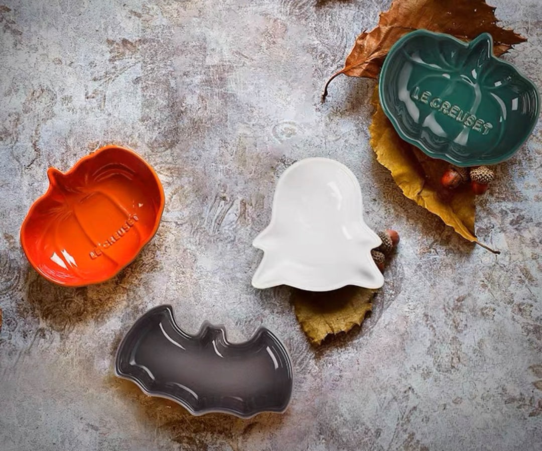 Le Creuset Halloween Set of 4 Stoneware Mini Multicolor - Etsy