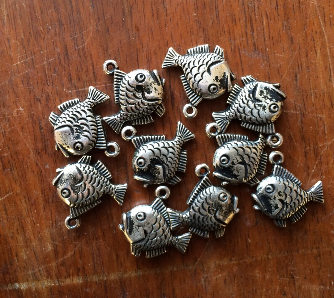 10 Fish Charms Goofy Faced Mid Century Silver Color wacky - Etsy