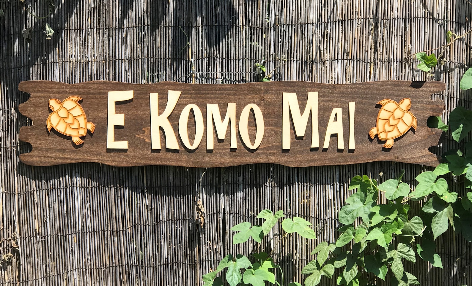 Large E Komo Mai Sign with Turtles | Etsy