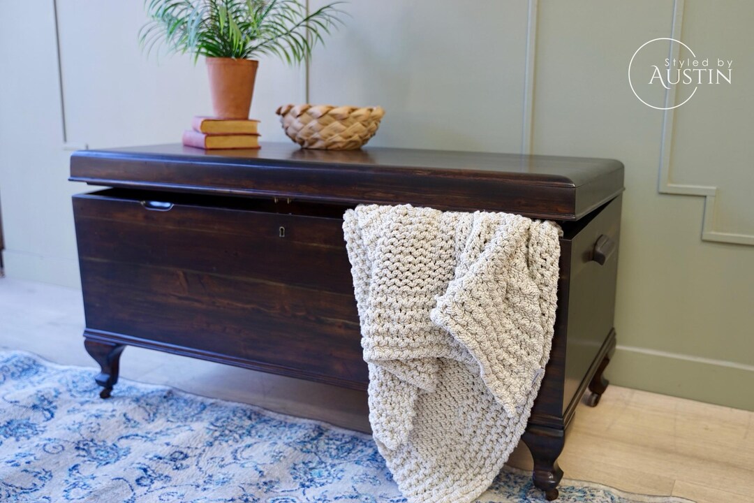 Vintage Cedar Chest Refinished in "tobacco" Stain - Etsy