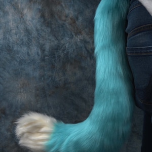 CUSTOM: Cat/feline Fursuit Tail -with Curve- - Etsy
