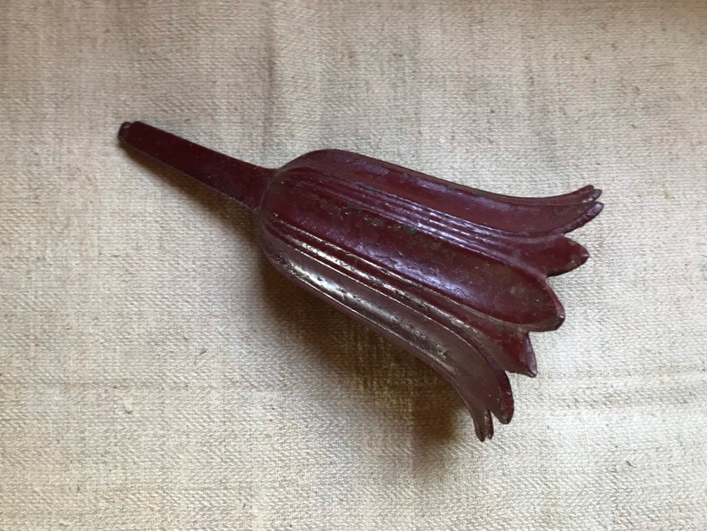 Antique Cast Iron Urn Pot Red Funnel Garden Pot AMERICANA AAFA - Etsy