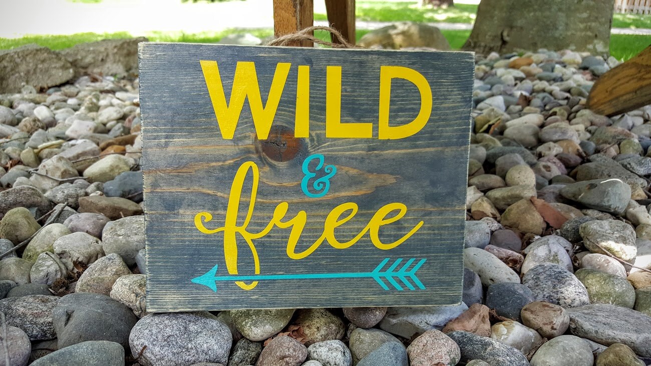 Wild and Free Sign Arrow Sign Wooden Signs Trendy Signs - Etsy
