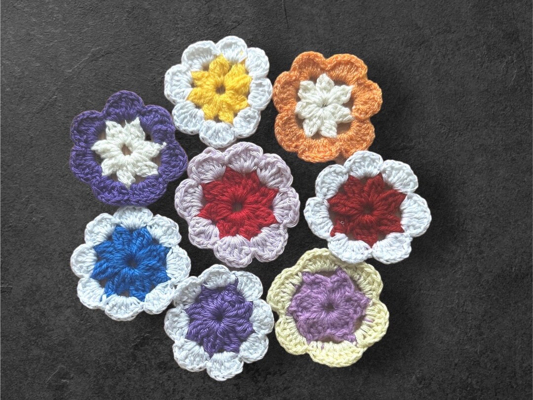 Lot of 8 Hand-knitted Crochet Daisy Flowers Assorted Colors, Mini ...