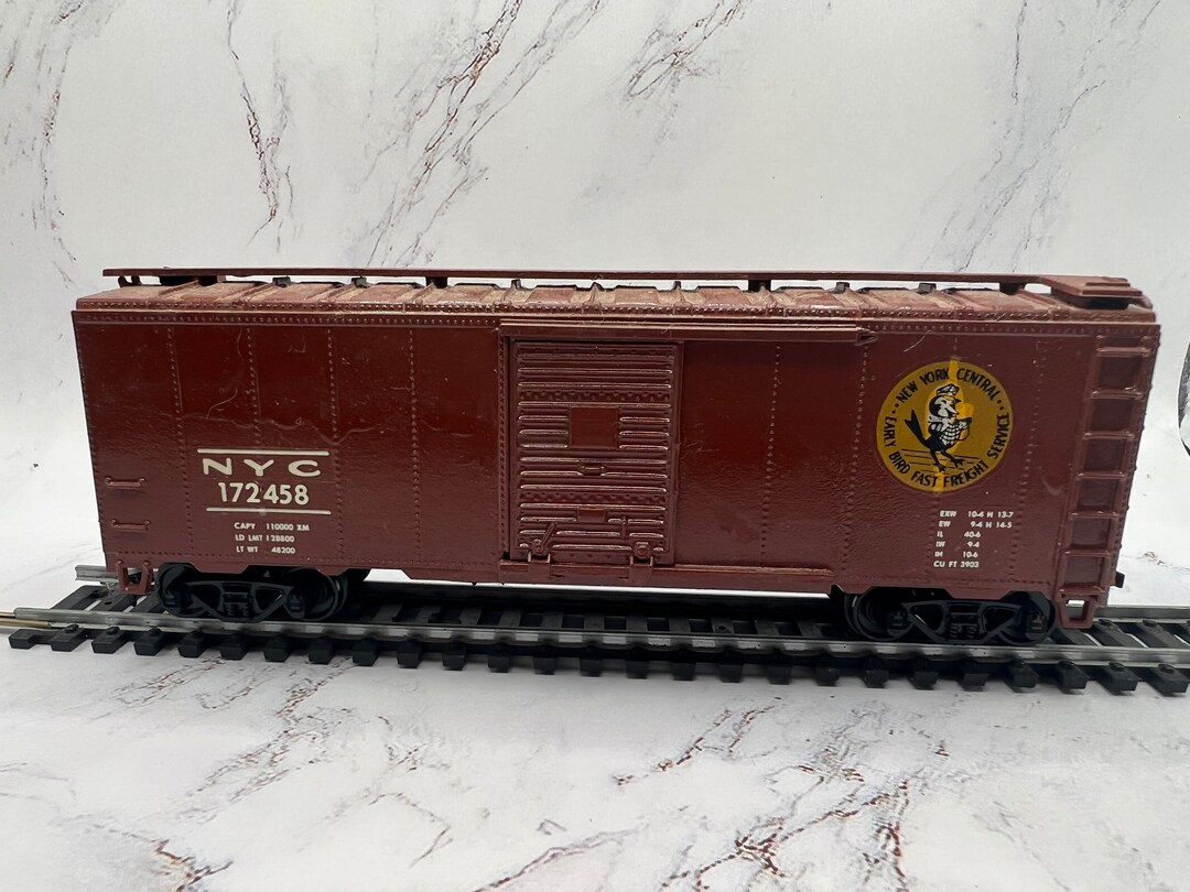 HO Scale New York Central Boxcar by Athearn 172458/box - Etsy