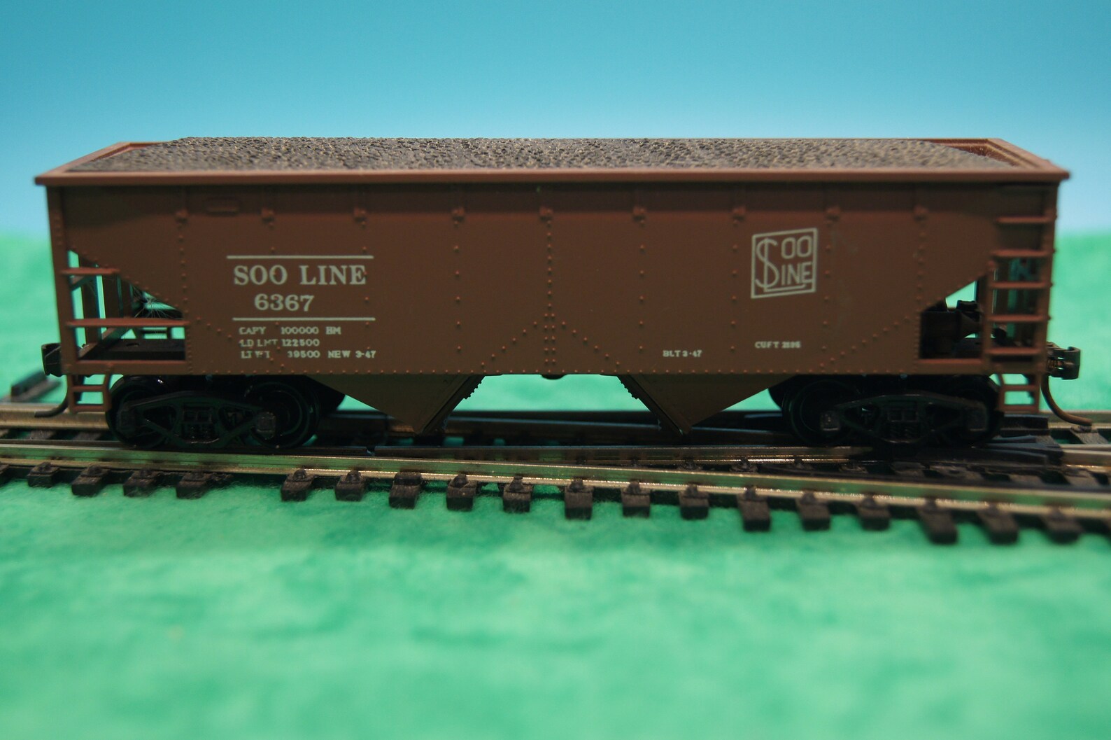 HO Scale Soo Line 2 Bay Hopper 6367 by Athearn - Etsy