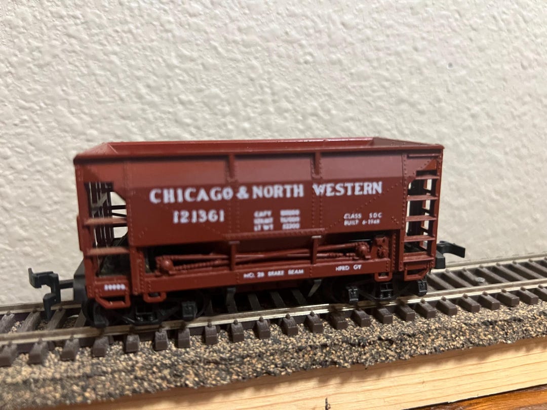 HO Scale Chicago & Northwestern Ore Car by AHM 121361/no Box - Etsy