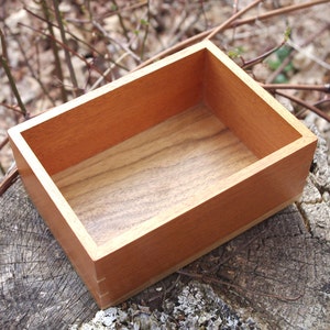 Arched Lid Box - Etsy