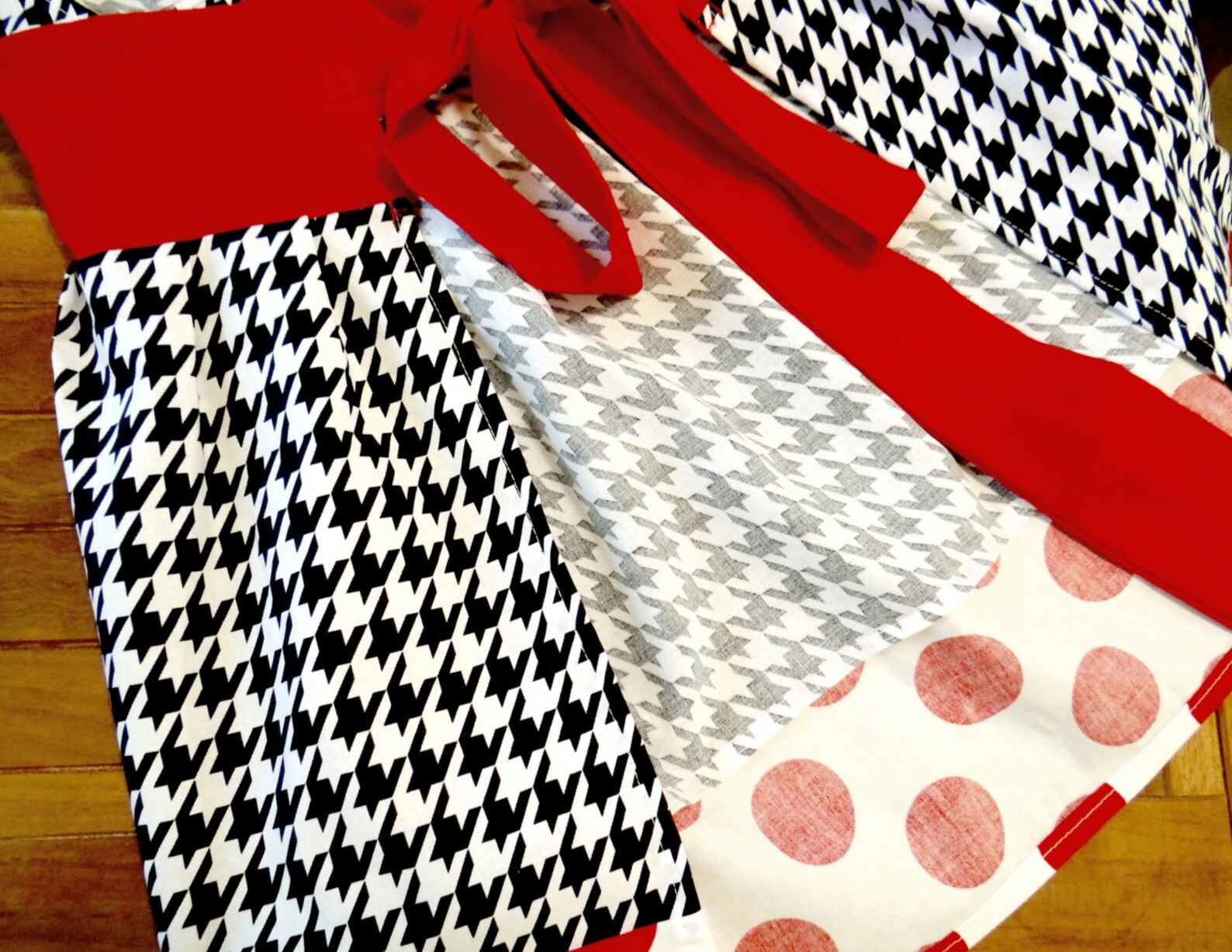 Alabama Crimson Tide Houndstooth Apron Crimson Tide | Etsy