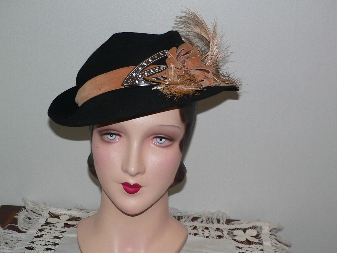 1930s 40s Slouch Fedora Hat Brown Felt With Tan Velvet and - Etsy