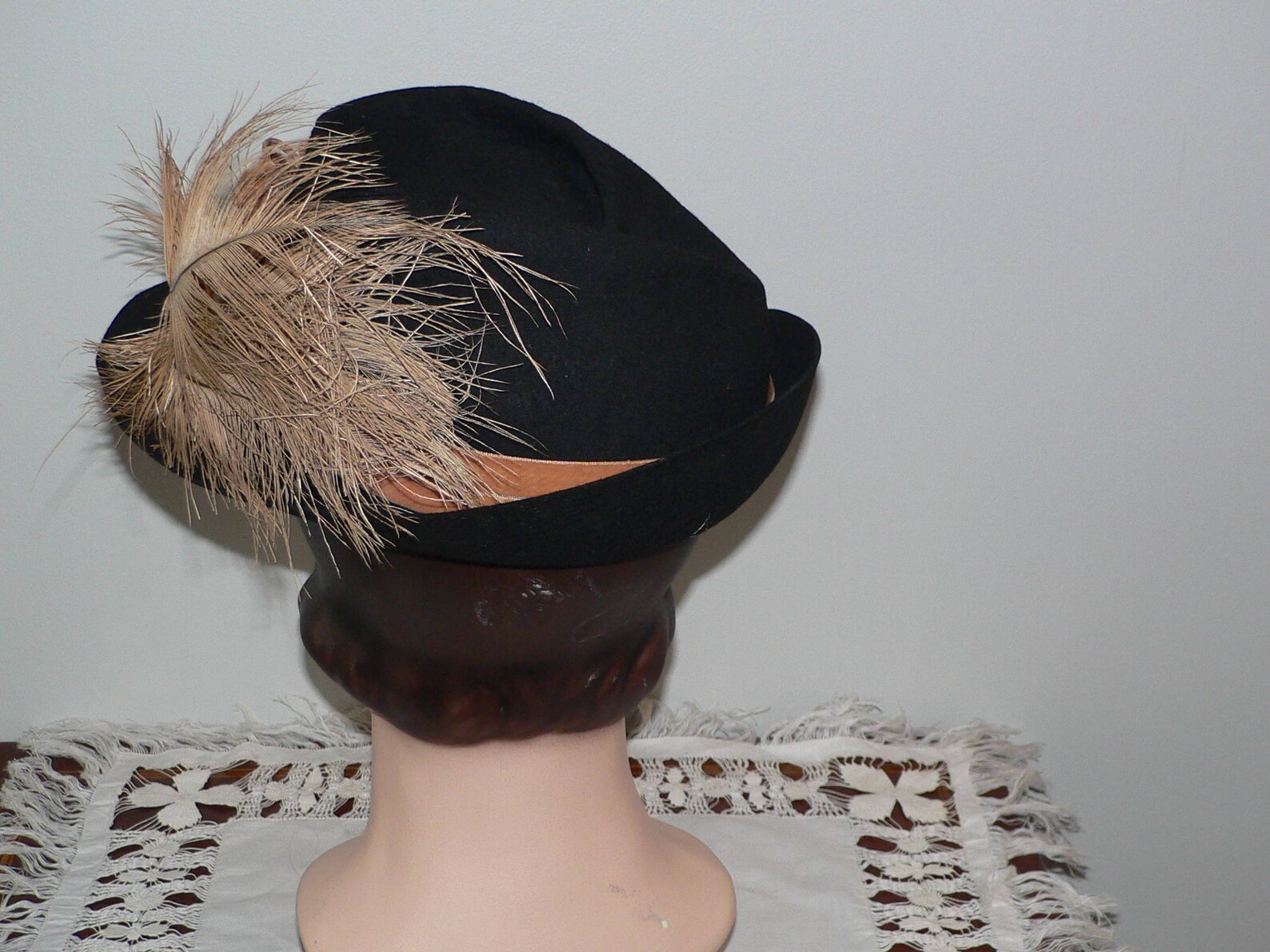 1930s- 40s Slouch Fedora Hat Brown Felt With Tan Velvet and Feathers - Etsy