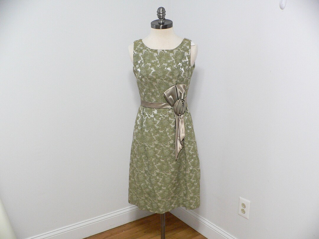1960s Brocade Cocktail Dress With Satin Waistband and Side Bow. - Etsy