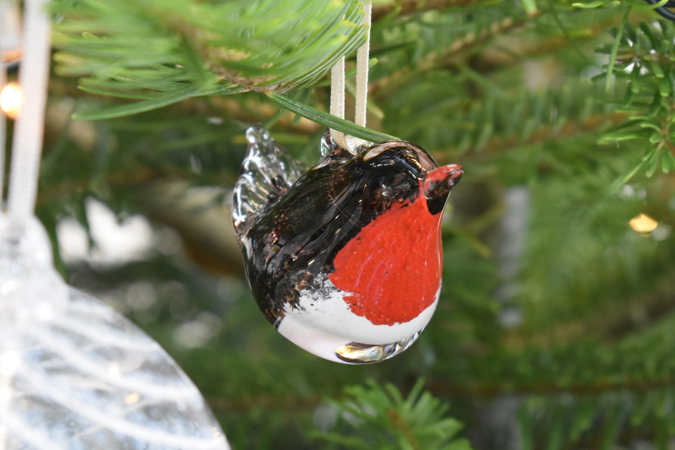 Art Glass Robin Hanging Ornament - Etsy UK
