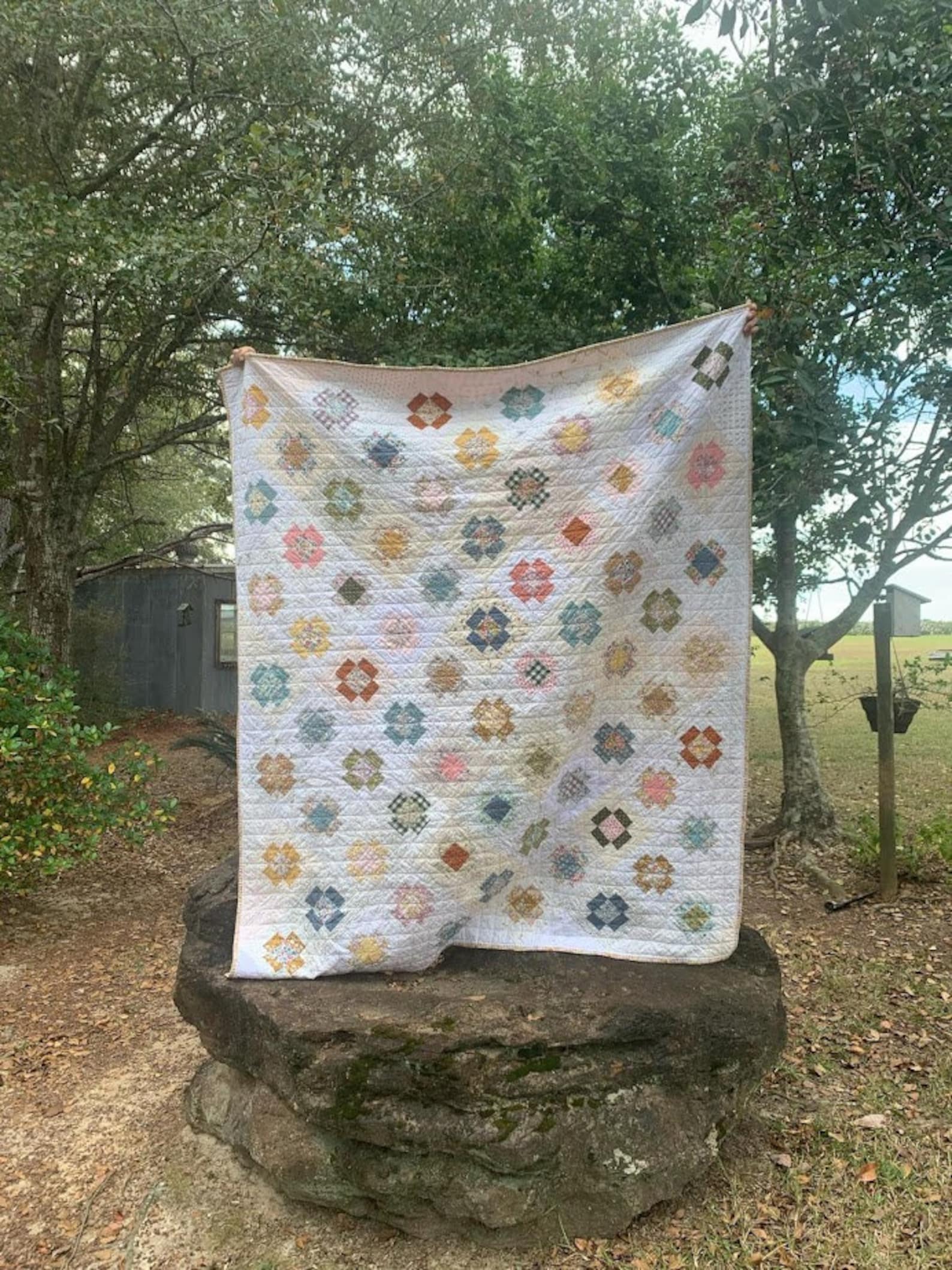 Greek Daisy PDF Quilt Pattern | A Simple Scrap Quilt | Baby, Toddler ...