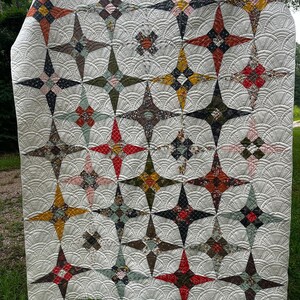 Stella PDF Quilt Pattern by Theowlhutch | A Retro Sparkly Star Quilt ...