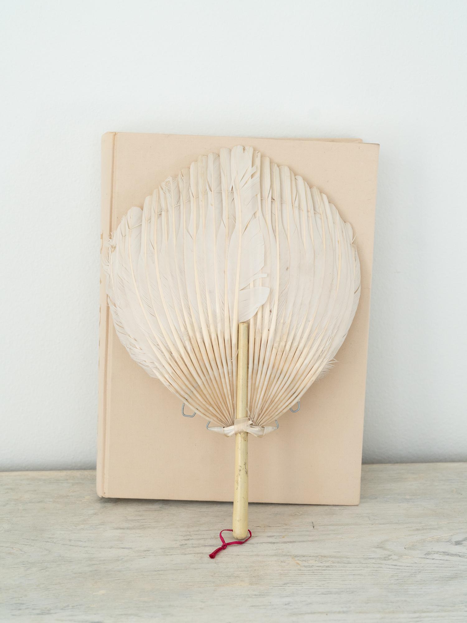 Vintage White Feather Painted Hand Fan, Antique Feather Fan Art, Bridal ...