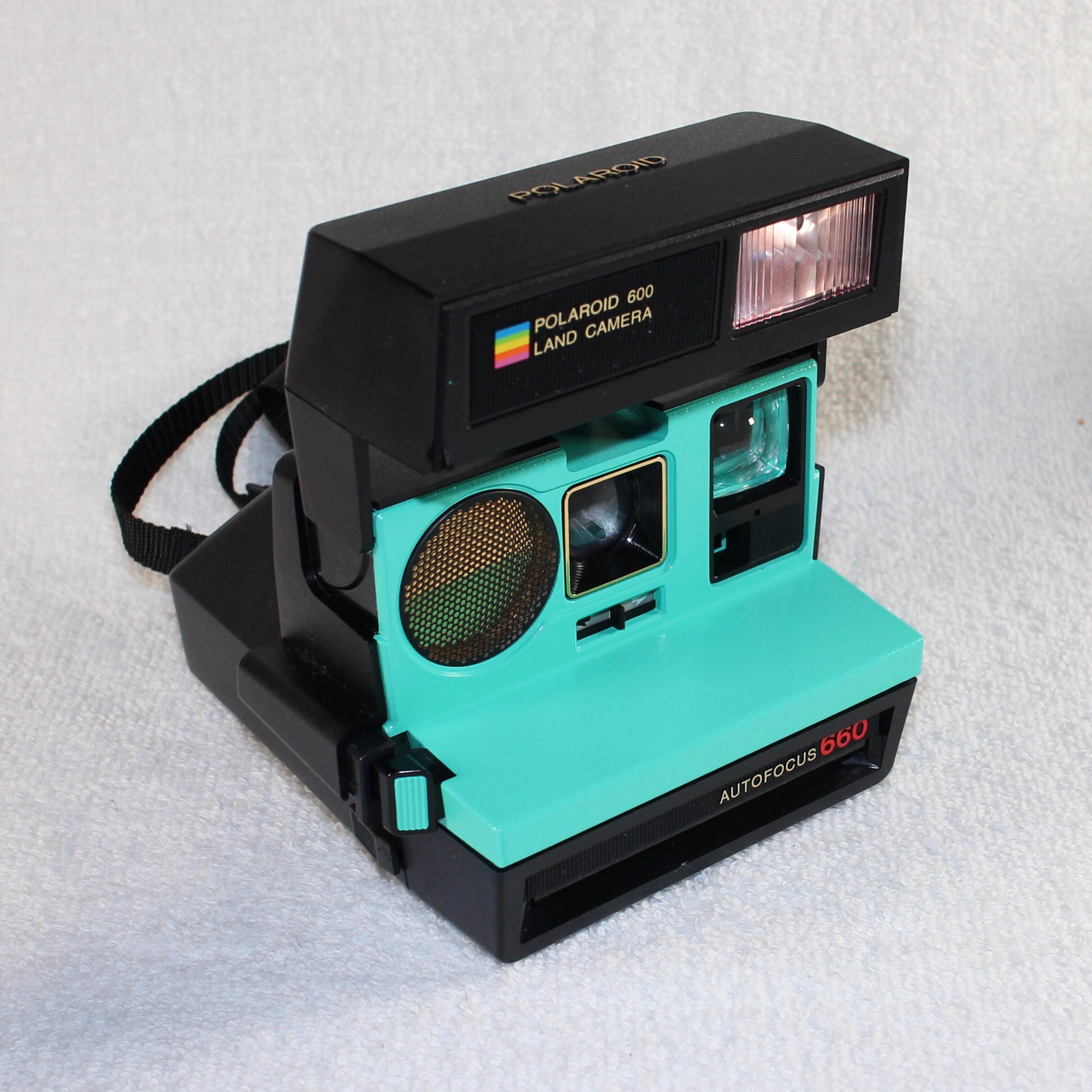 Polaroid 660 Sonar AutoFucus Upcycled Retro Green - Cleaned, Tested and ...