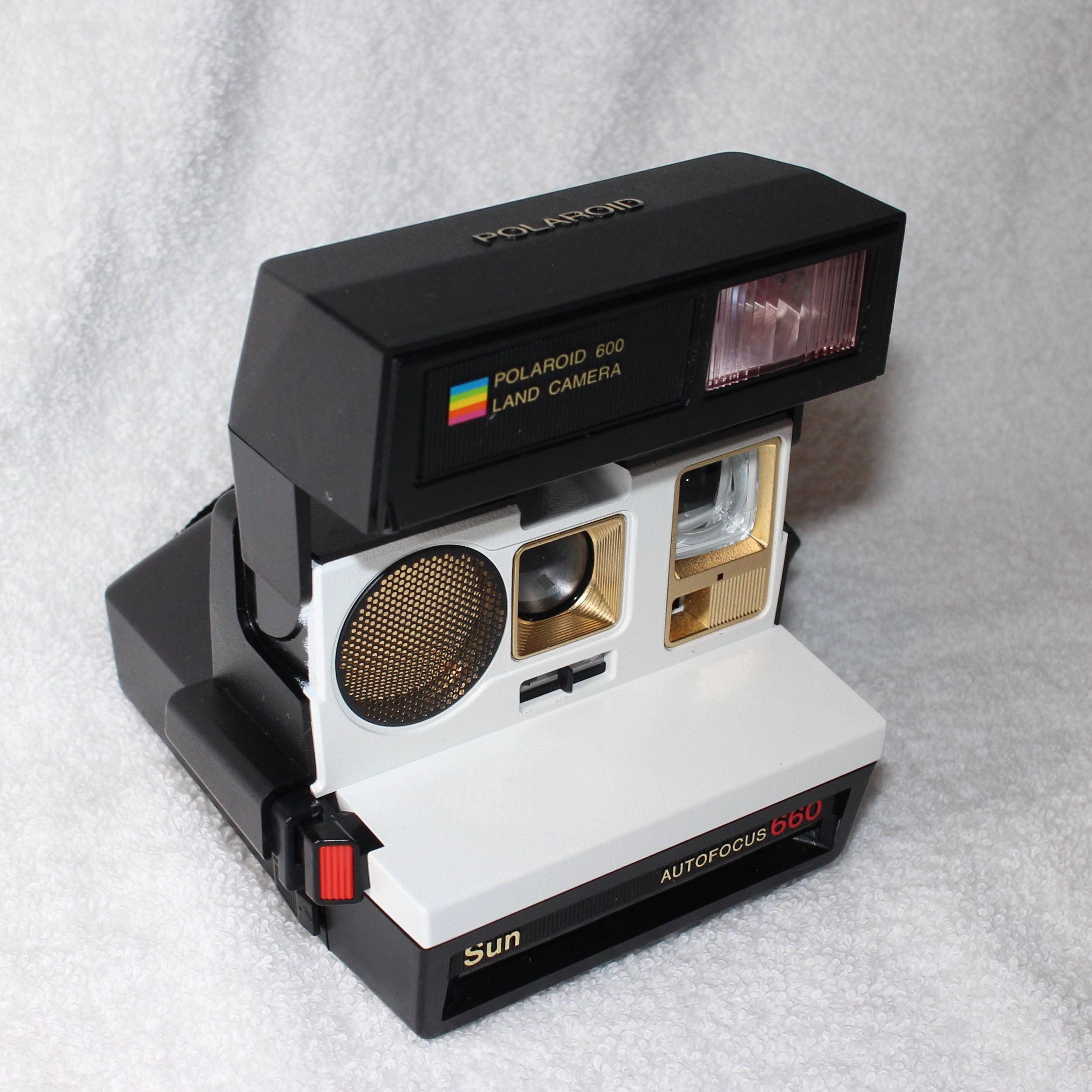 Polaroid 660 Sonar AutoFucus Upcycled White and Gold - Cleaned, Tested ...