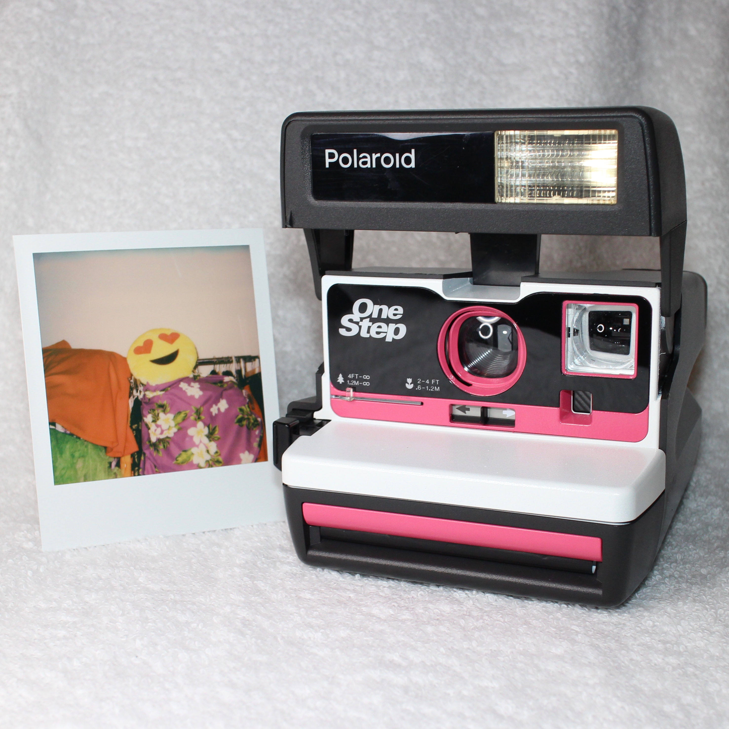 Upcycled Pink and White Polaroid 600 OneStep With Close Up And Flash ...
