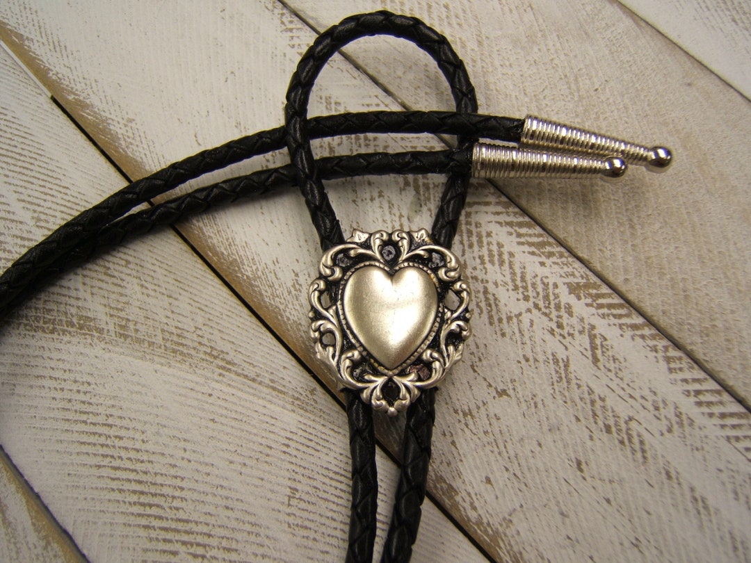 Minimalist Silver Heart Bolo Tie Bola String Ties Bolos Country Western ...