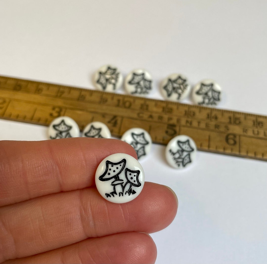 Vintage Glass Toadstool Buttons - Etsy