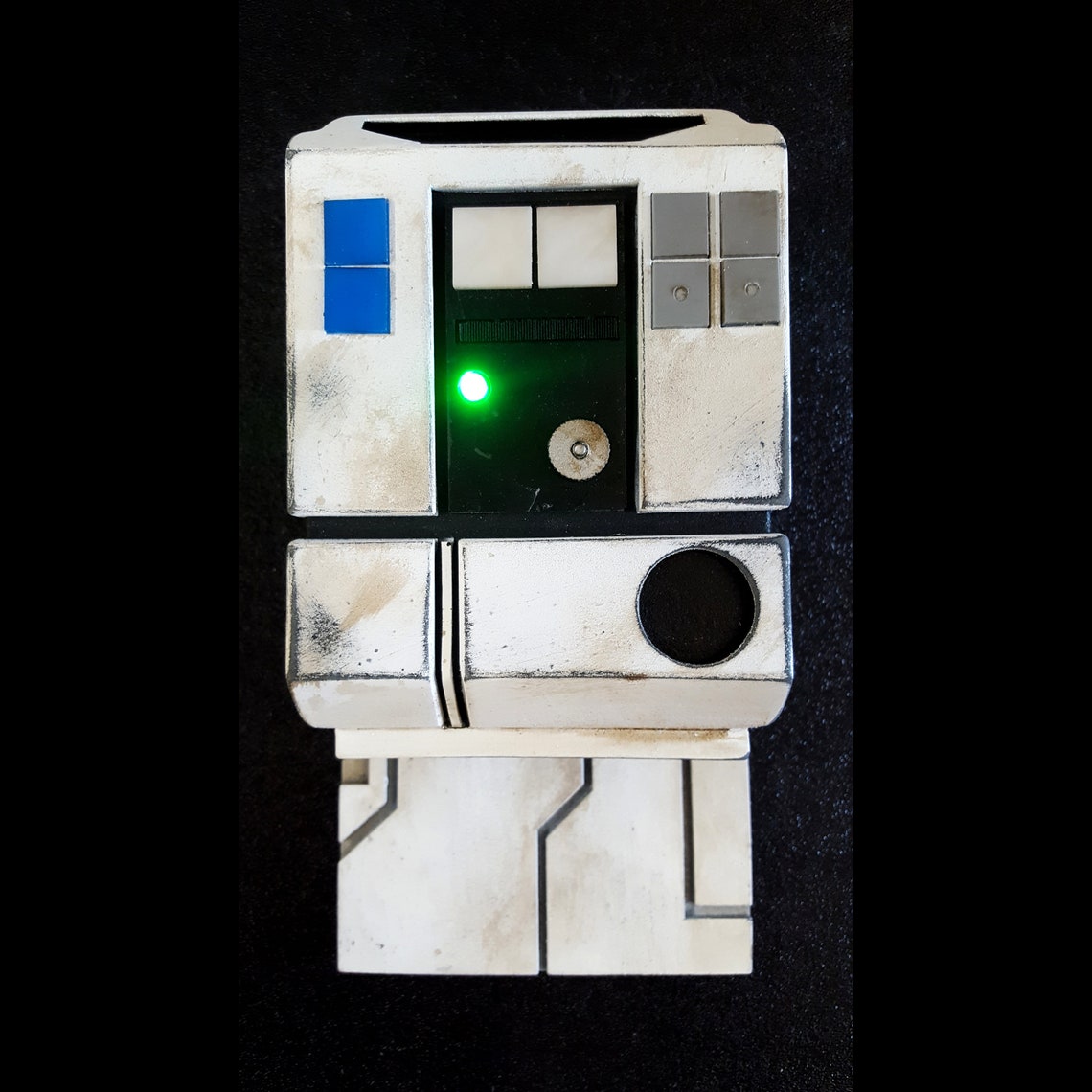 TFA Resistance X-wing Pilot Chest Box - Etsy