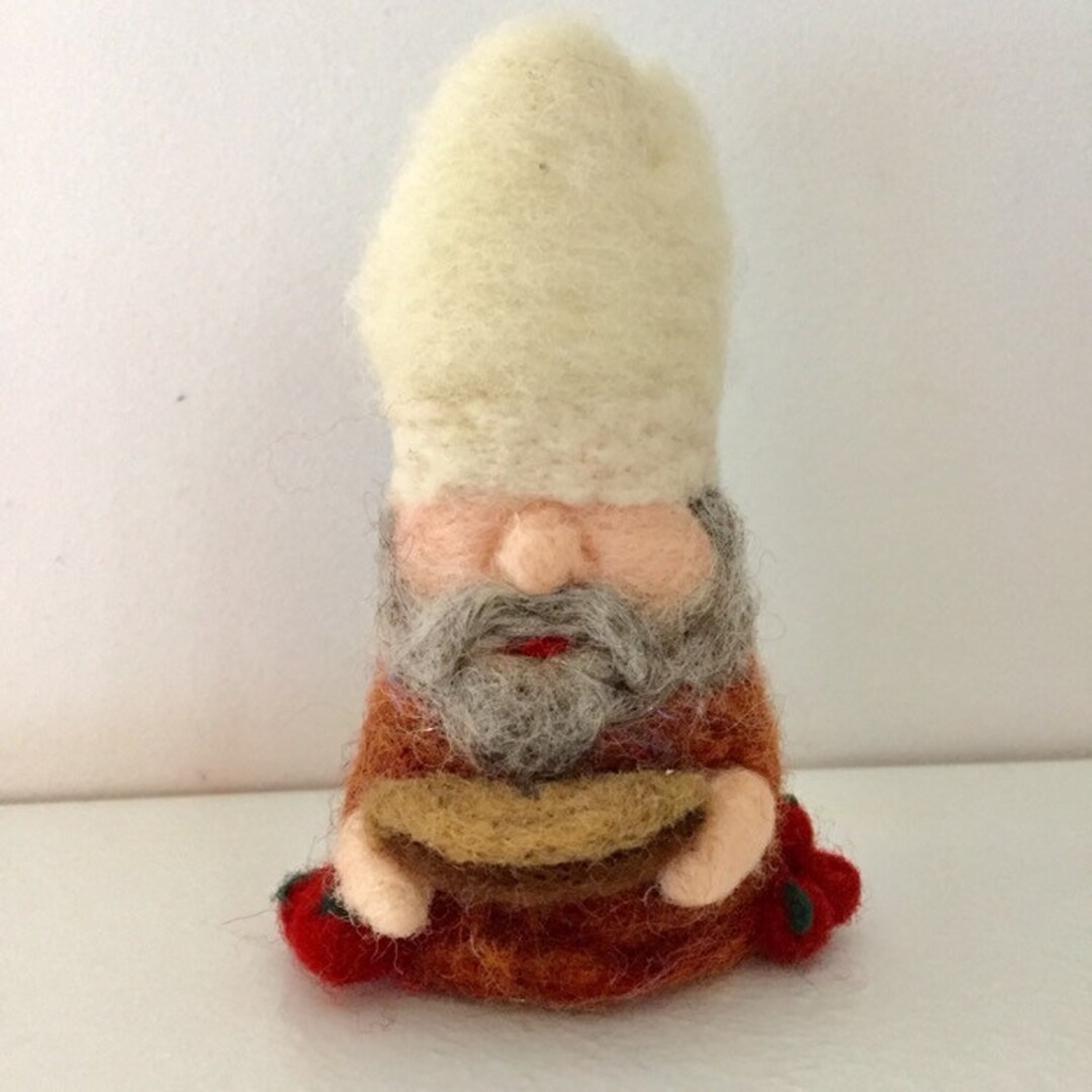 Kit: September Gnome of the Month - Etsy