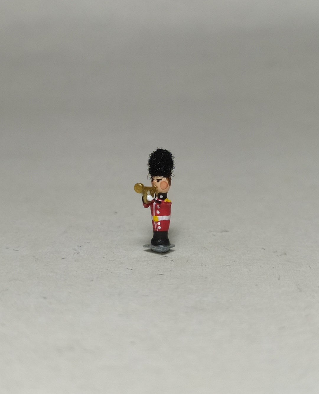 English Royal Guard Soldier With English Royal Guard Soldier With ...