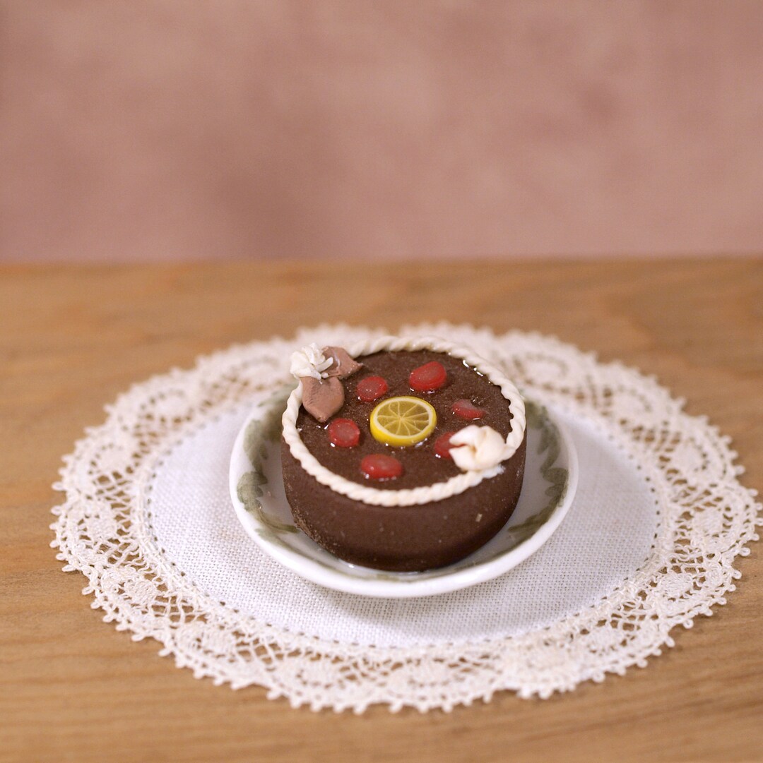 Chocolate Cake With Hand Painted Ceramic Dish , Scale 1:12. Making ...