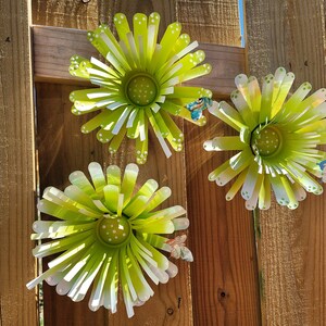 Recycled Aluminum Flowers, Recycled Metal Flowers, Garden Art, Painted ...