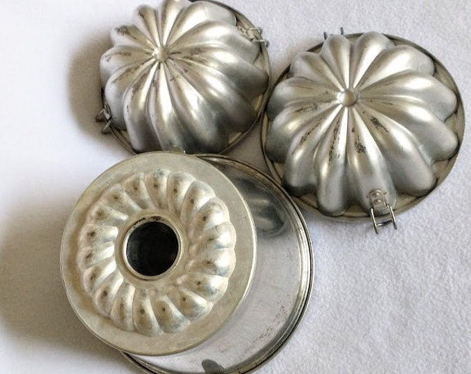 Vintage 3 Pudding Molds With Lids Made in West Germany and USA Mirro - Etsy