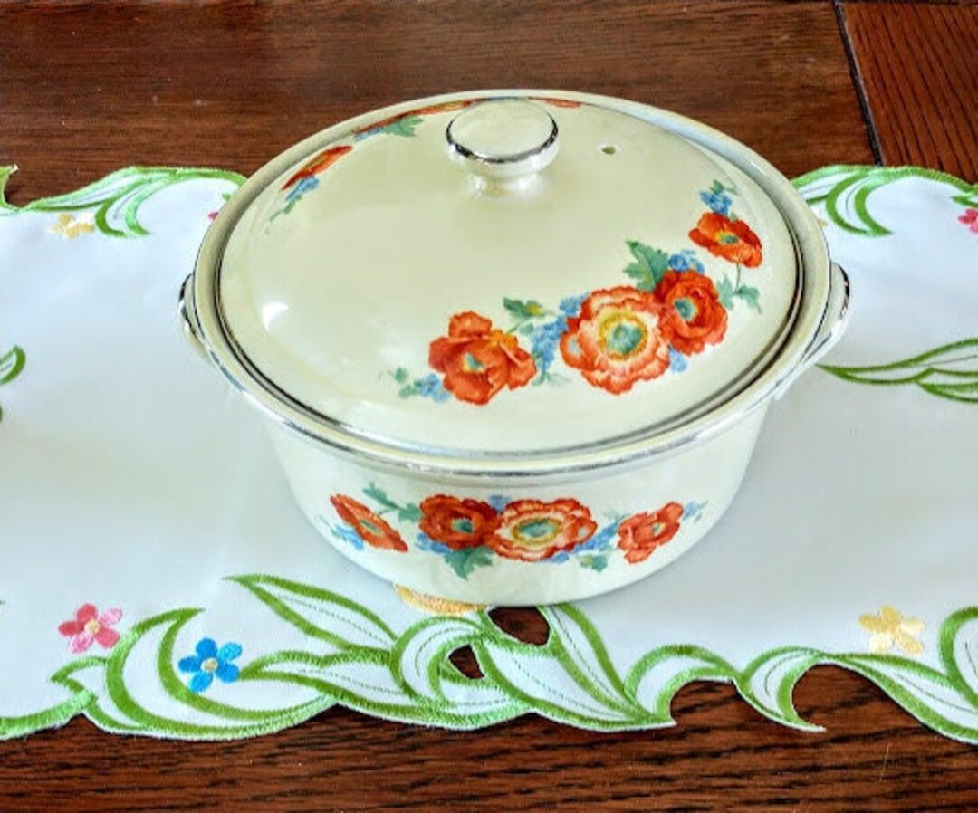 Halls Vintage Casserole Poppy Baking Dish With Steam Release Lid - Etsy
