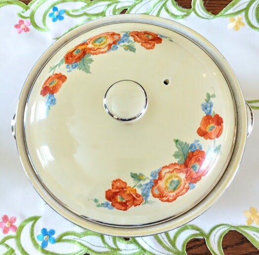 Halls Vintage Casserole Poppy Baking Dish With Steam Release Lid - Etsy