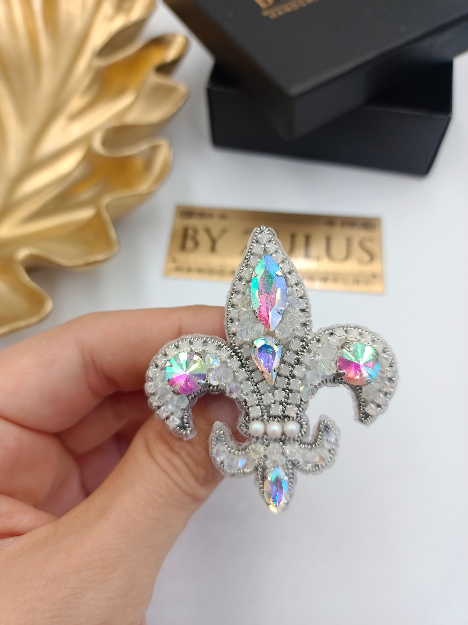 Fleur De LIS Brooch, Handmade Lily Flower Brooch, Royal Iris Flower ...